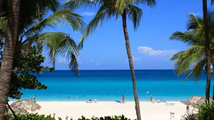 As melhores e mais bonitas praias do Caribe | Costa Cruzeiros