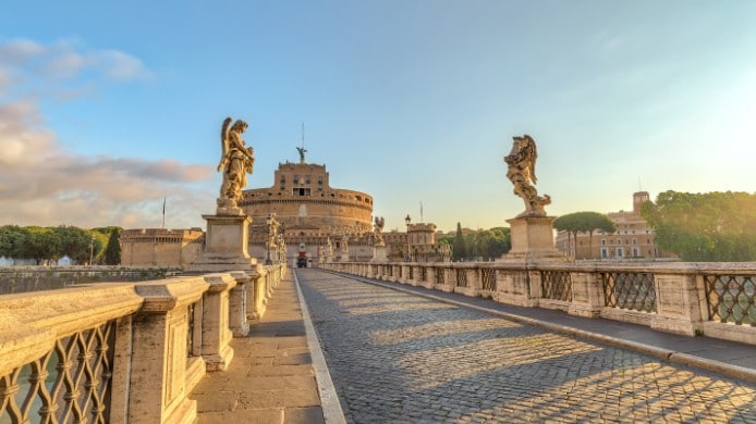 Castelo de Santo Ângelo e Cidade Eterna | C-Magazine