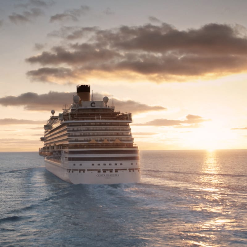 Costa Toscana: itinerários, cabines, fotos e decks | Costa Cruzeiros